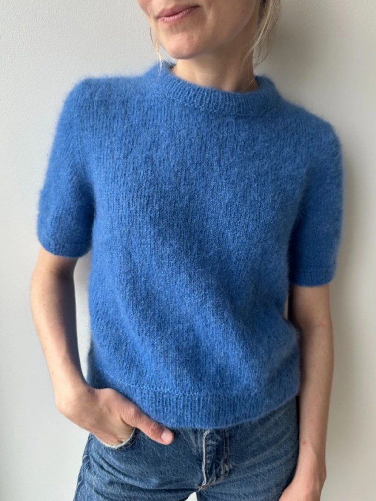 Poppy Tee (oppskrift) PetiteKnit Papirutgave | Idestova As